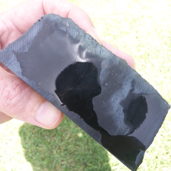 BLACK JADE NEPHRITE 01 - RocknCrystals